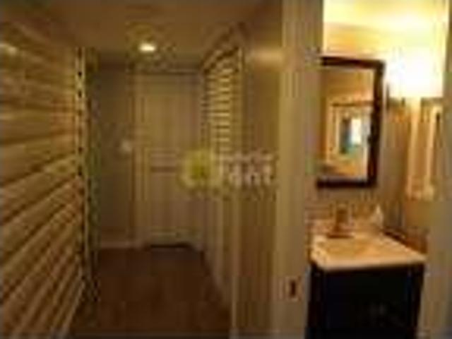 Lake Leelanau 2 bedrooms water front home