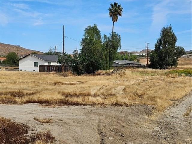 Lake Park St, Lake Elsinore, CA 92530