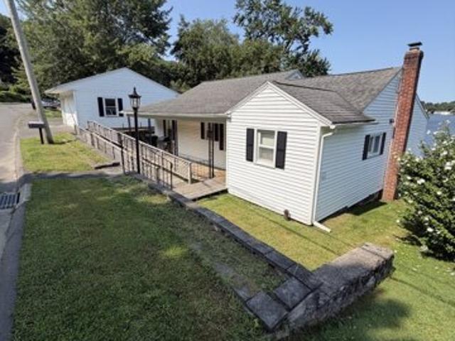 Lake Plymouth Blvd, Plymouth, Home For Sale