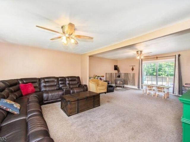 Lake Pochung Rd, Vernon, Home For Sale