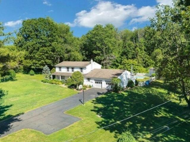 Lake Pochung Rd, Vernon, Home For Sale