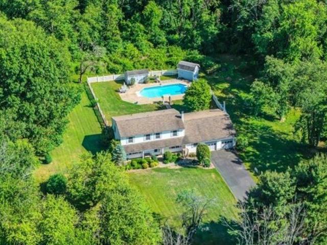 Lake Pochung Rd, Vernon, Home For Sale