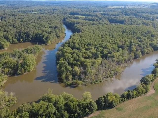 Lake Rd, Morgantown, KY 42261