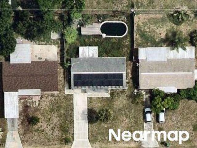 Lake Ridge Ln
