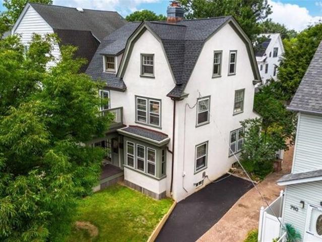 Lake St, Newark, Home For Sale