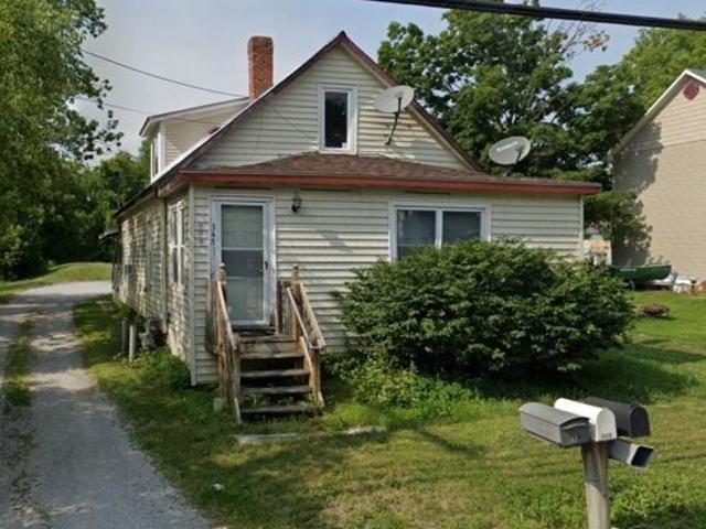 Lake St, Saint Albans Town, Home For Sale