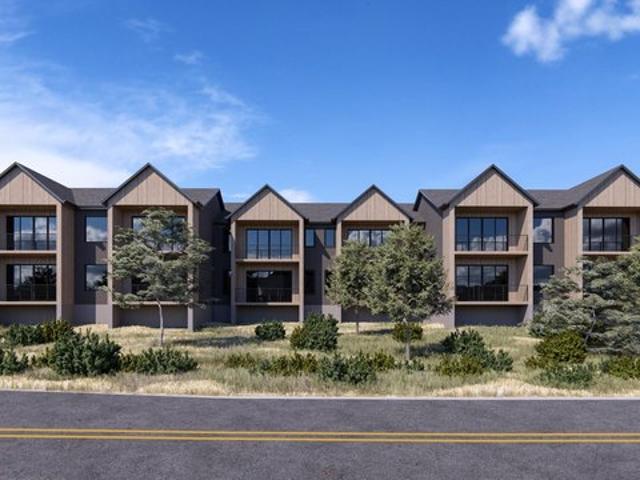 Lake St Unit 14A, Frankfort, MI 49635