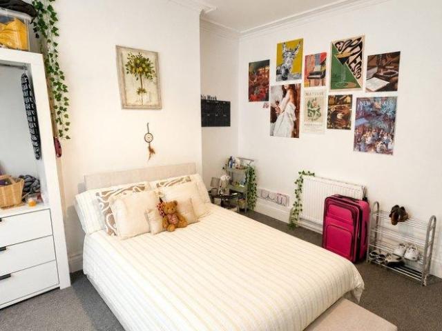 Lake Street 5 bed house share to rent £3,140 pcm £725 pw