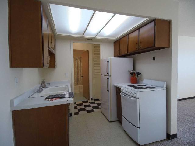 Lake Summit 1 Bedroom Apartment for Rent at 2233 N Summit Ave, Milwaukee, WI 53202 Northpoint