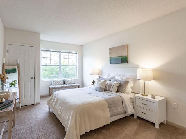 Lake Susan Apartments 2 Bedroom Apartment for Rent at 8260 Market Blvd, Chanhassen, MN 55317