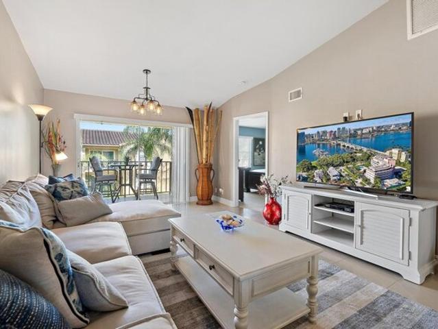 Lake Shore Dr Apt,lake Park, Condo For Sale