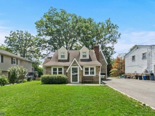 Lake Shore Dr, Parsippany Troy Hills Township, Home For Sale