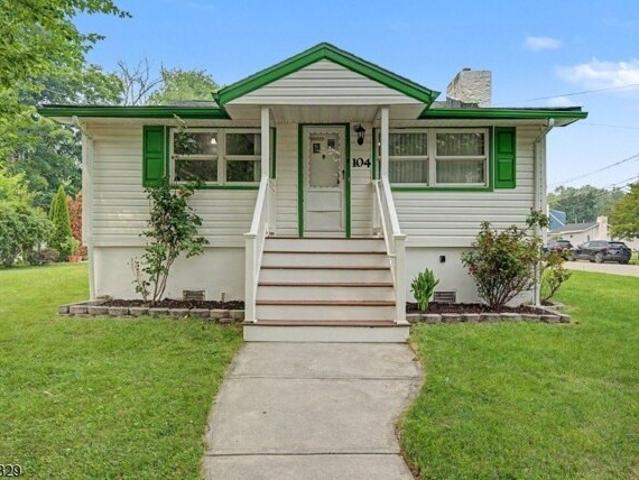Lake Shore Dr, Parsippany Troy Hills Township, Home For Sale