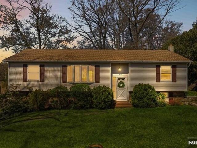 Lake Shore Dr, West Milford, Home For Sale