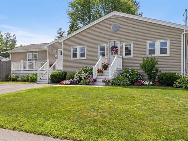Lake Shore Dr, Weymouth, Home For Sale