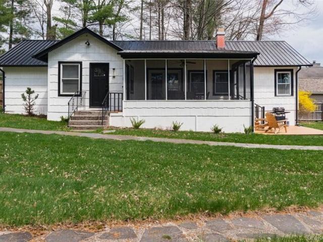 Lake Shore Dr, White Lake, Home For Sale