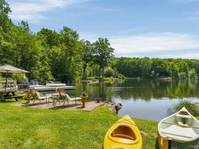 Lake Shore Rd, Putnam Valley, Home For Sale