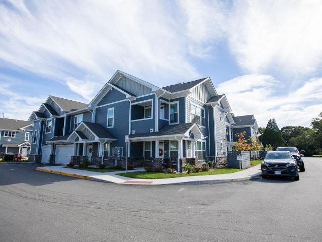 Lake Taylor Pointe Apartment Homes 3 Bedroom Apartment for Rent at 1060 Kempsville Rd, Norfolk, VA 23502 Lake Taylor