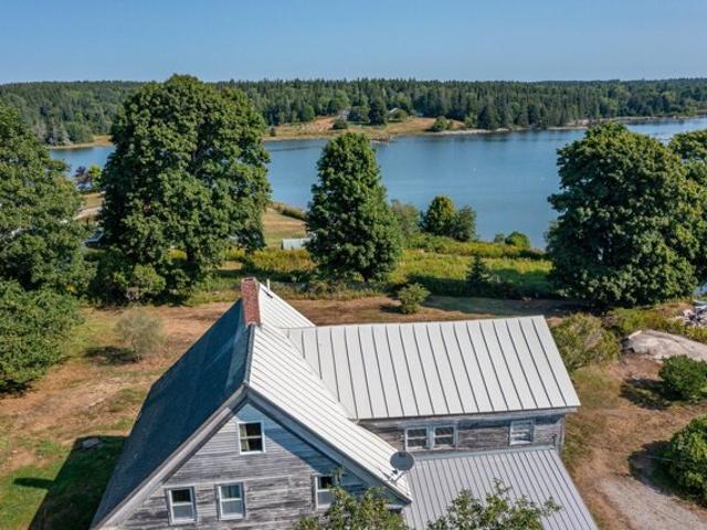 Lake View St, Vinalhaven, Home For Sale