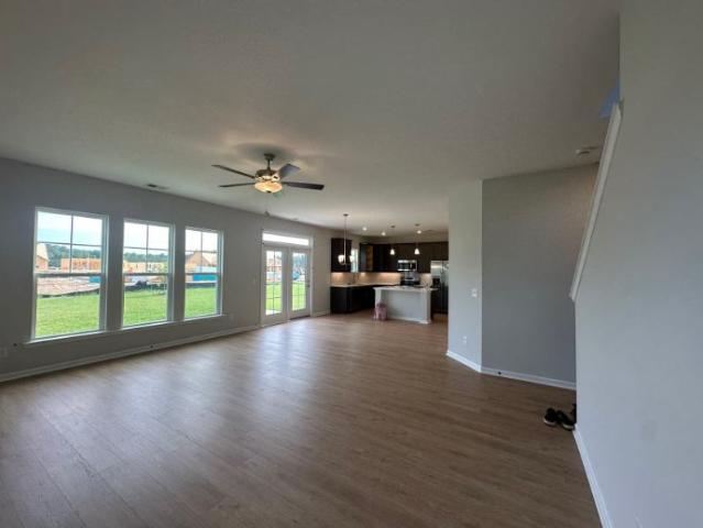 Lake View Room for rent
