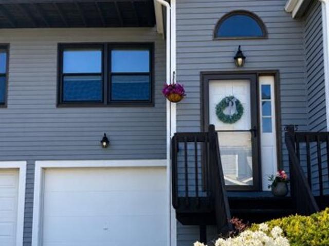 Lake Vista Dr Unit,east Hampton, Home For Sale