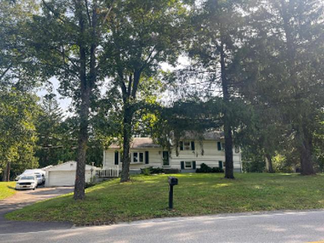Lake Walton Rd