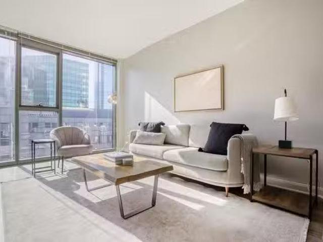 Lake & Wells Apartments, 210 North Wells St, The Loop 1 Bedr.