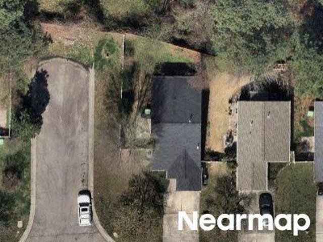 Lake Woodard Dr