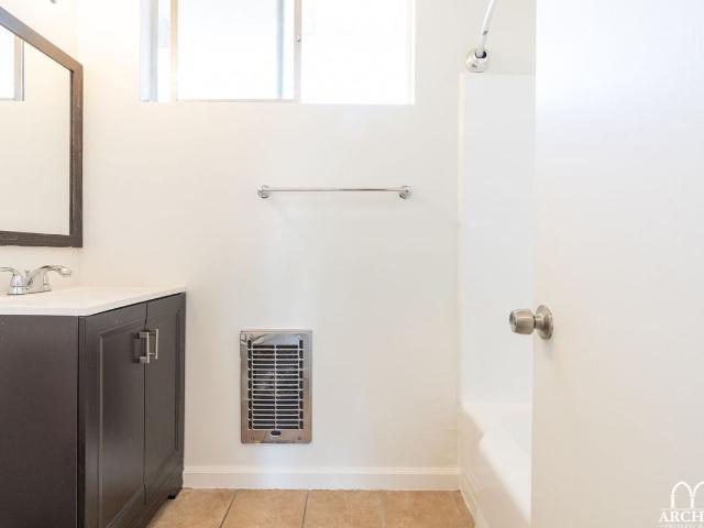 Lake 1 Bedroom Apartment for Rent at 1632 Lake St, Glendale, CA 91201 Riverside Rancho