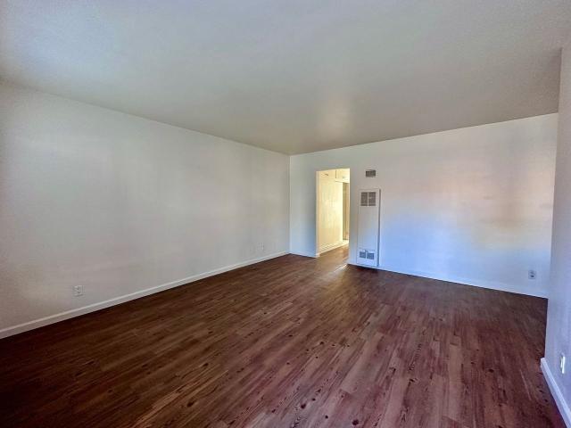 Lake 1 Bedroom Apartment for Rent at 1632 Lake St, Glendale, CA 91201 Riverside Rancho