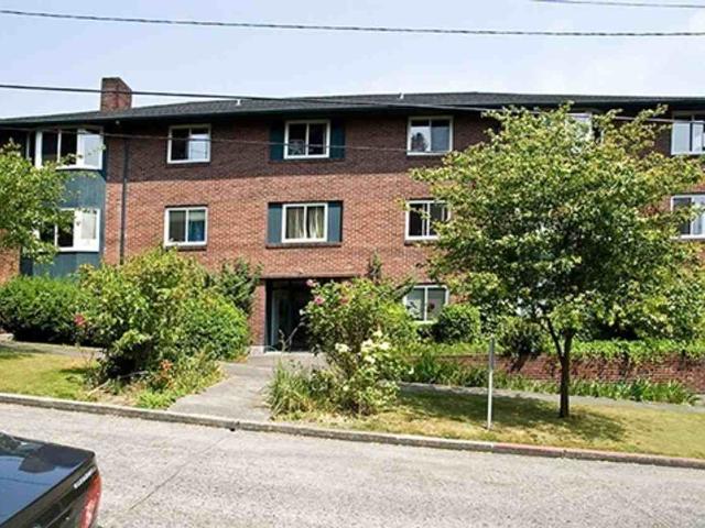 Lakecrest 2 Weeks Free! 1 Bedroom Apartment for Rent at 1212 5th Ave N, Seattle, WA 98109 East Queen Anne