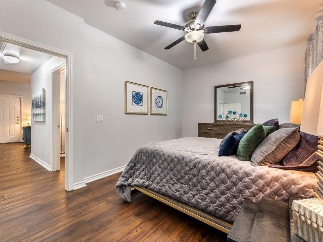 Lakebridge Apartments 2 Bedroom Apartment for Rent at 300 Woerner Rd, Houston, TX 77090