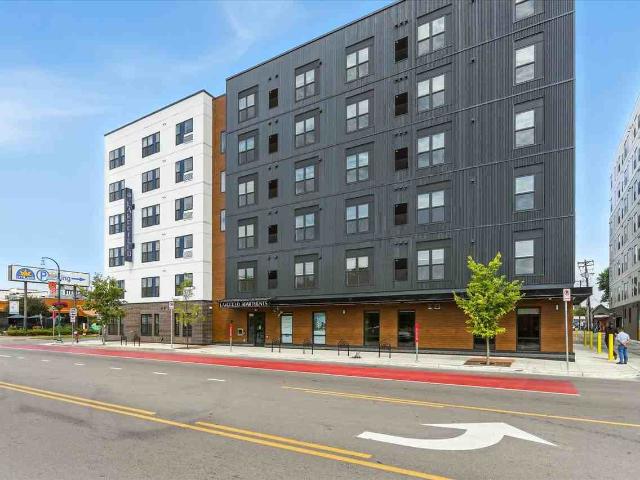 Lakefield Apartments 2 Bedroom Apartment for Rent at 550 W Lake St, Minneapolis, MN 55408 Lyn Lake