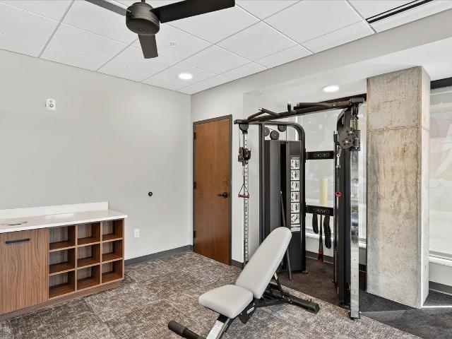 Lakefield Apartments 2 Bedroom Apartment for Rent at 550 W Lake St, Minneapolis, MN 55408 Lyn Lake