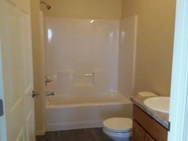 Lakehurst Village 3 Bedroom Apartment for Rent at 1500 Lakehurst Dr, Eufaula, OK 74432