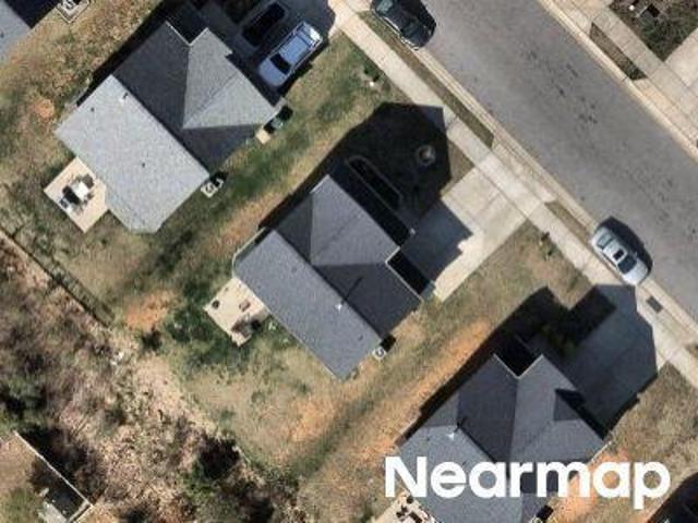 Lakemont Dr