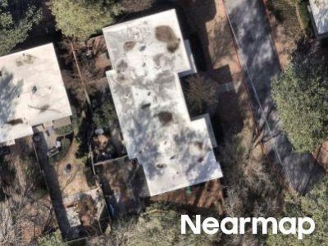 Lakemoore Dr NE # 8 B