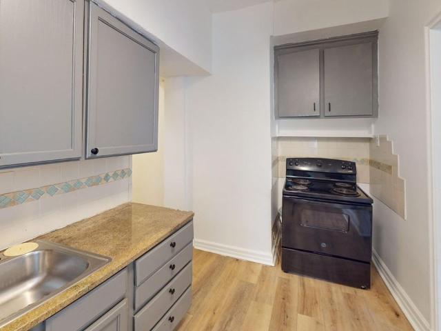 Lakemore Apartments 2 Bedroom Apartment for Rent at 2680 N Moreland Blvd, Cleveland, OH 44120 Buckeye Shaker