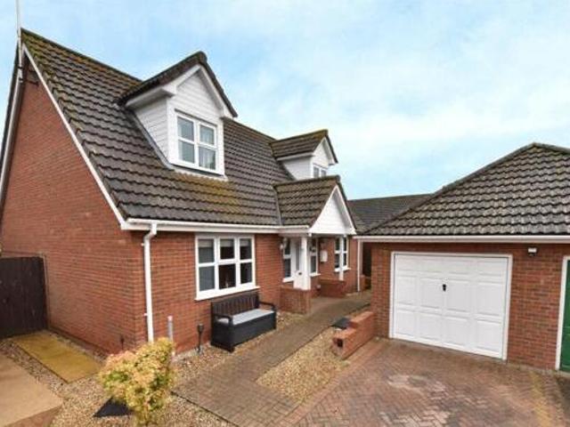 Lakenheath, Warreners Reach, Brandon, 3 Bedroom Detached