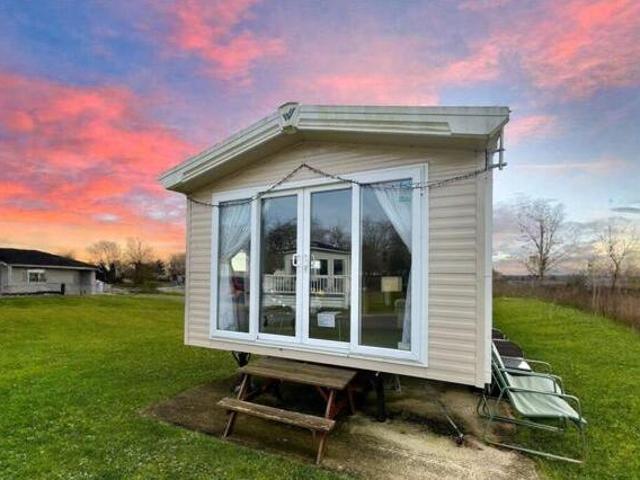 Lakes Country Park, Lincoln, 2 Bedroom Mobile