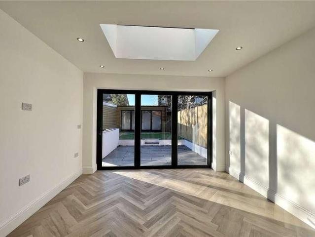 Lakes Lane, Beaconsfield, HP9