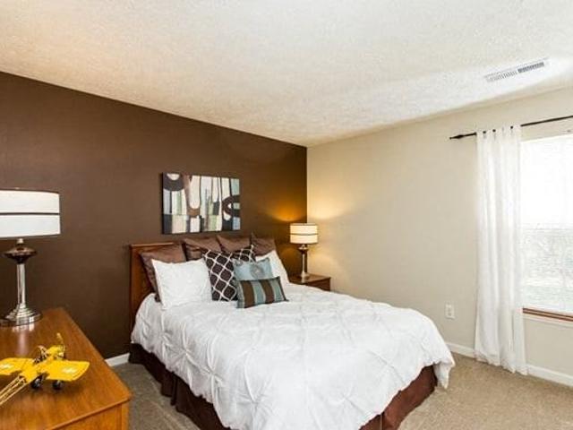 Lakes of Windsor 2 Bedroom Apartment for Rent at 7251 Windsor Lakes Dr, Indianapolis, IN 46237