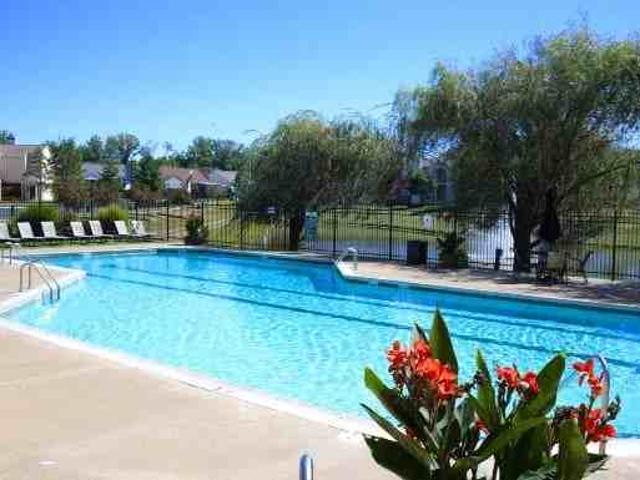 Lakes of Windsor 2 Bedroom Apartment for Rent at 7251 Windsor Lakes Dr, Indianapolis, IN 46237