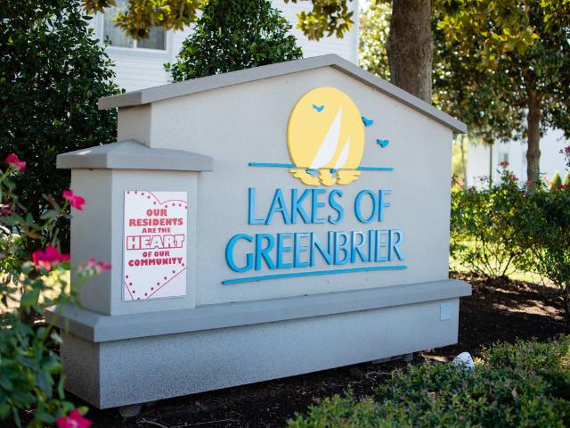 Lakes of Greenbrier 1 Bedroom Apartment for Rent at 1105 Merchants Court, Chesapeake, VA 23320 Greenbrier East