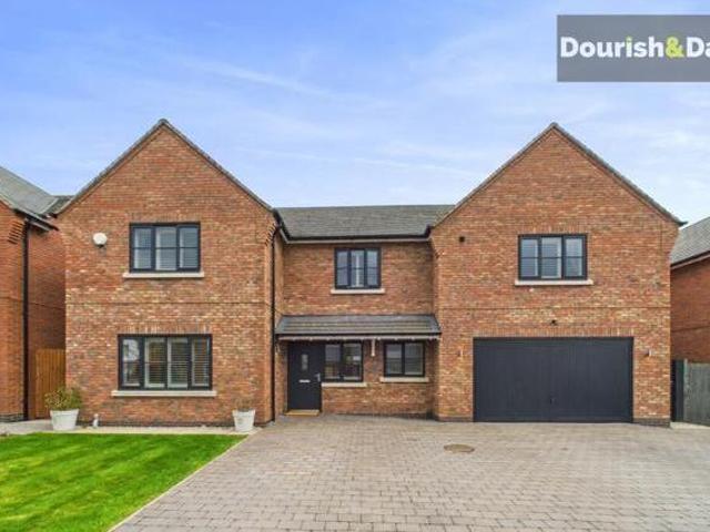 Lakesedge, Stone, 5 Bedroom Detached