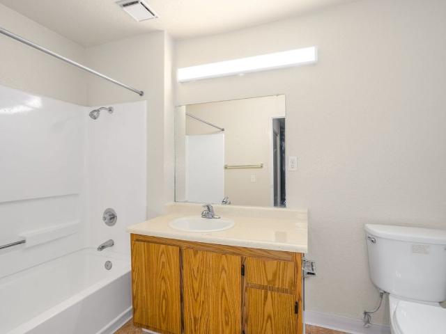 LAKESHORE 1 Bedroom Apartment for Rent at 600 Wilbur Ave, Antioch, CA 94509