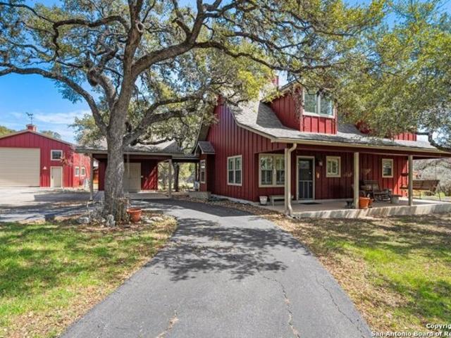 Lakeshore Dr, Canyon Lake, Home For Sale