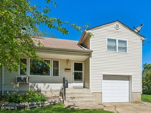 Lakeshore Dr, Keyport, Home For Sale