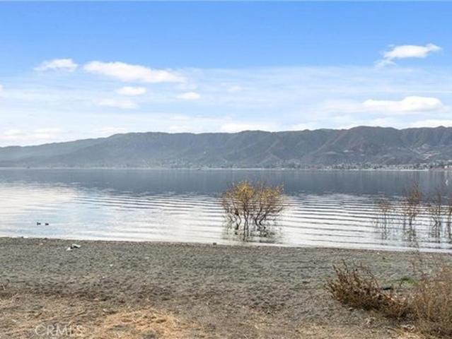Lakeshore Dr, Lake Elsinore, CA 92530