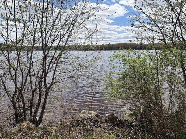 Lakeshore Dr, Norwood, Plot For Sale